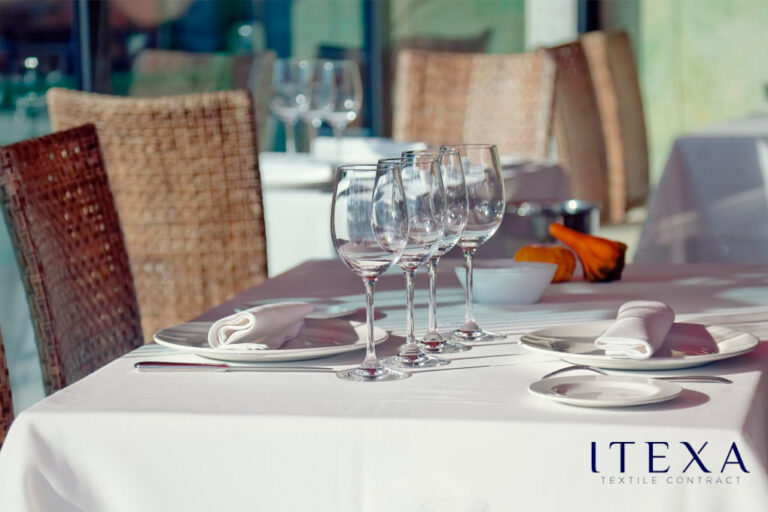 Cómo montar una mesa en un restaurante: guía completa - Itexa